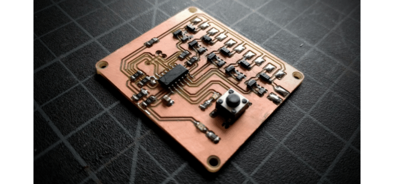 Placa de circuito impresso - MakerHero